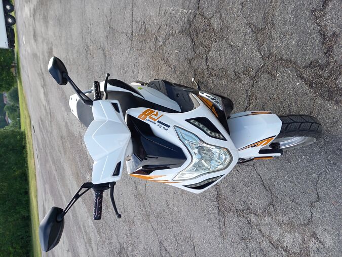 ZNEN R8 ZNEN R8, müük, kuulutus 94068426 - Kuldne Börs