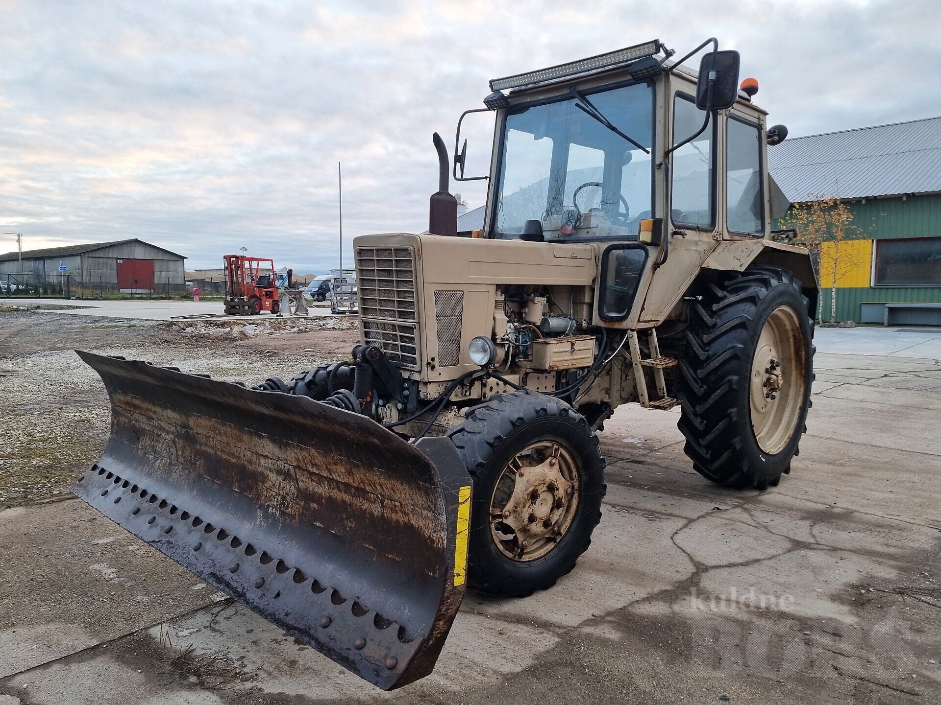 MTZ 82 LUMELÜKKAMISE TRAKTOR, müük, kuulutus 96914296 - Kuldne Börs